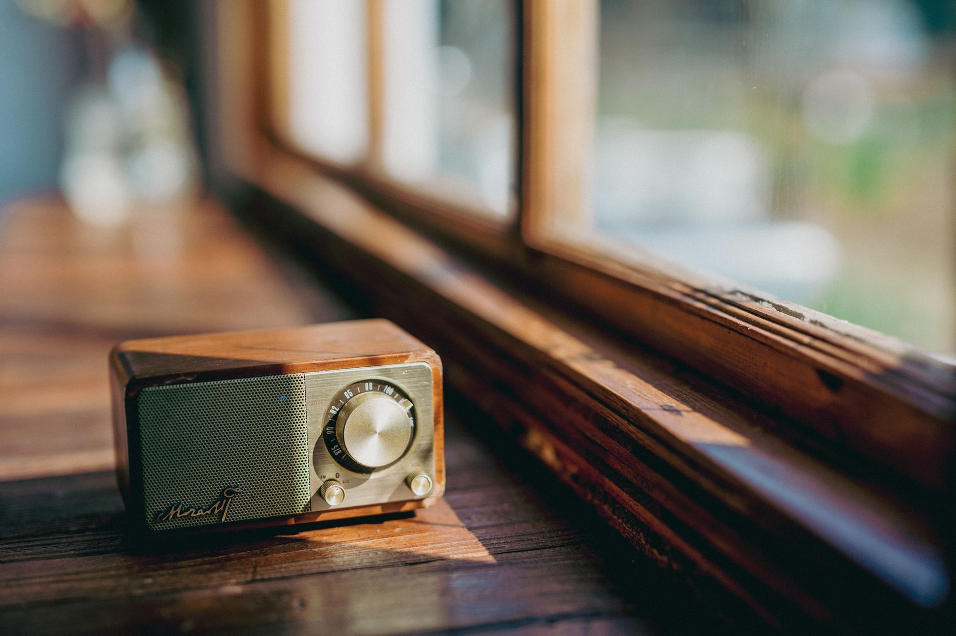 Is radio still significant in the modern era? - DX-Arnode